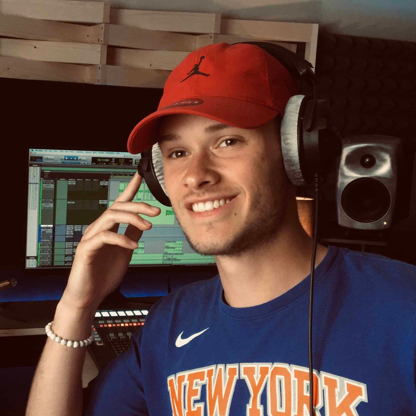 What Are Backing Vocals ? | IDeez Studio